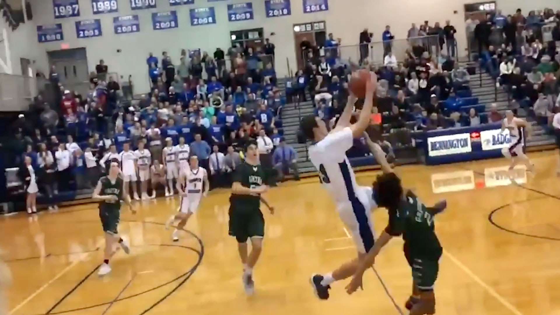 Crazy Buzzer Beater for Bennington High School - Basketball Highlights ...